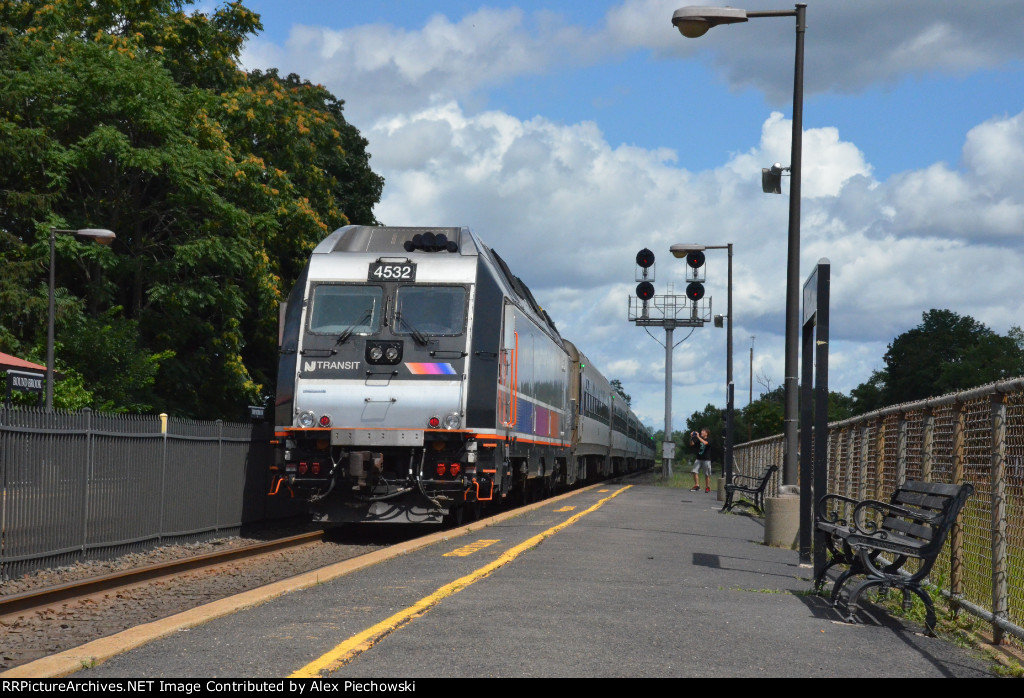 NJT 4532